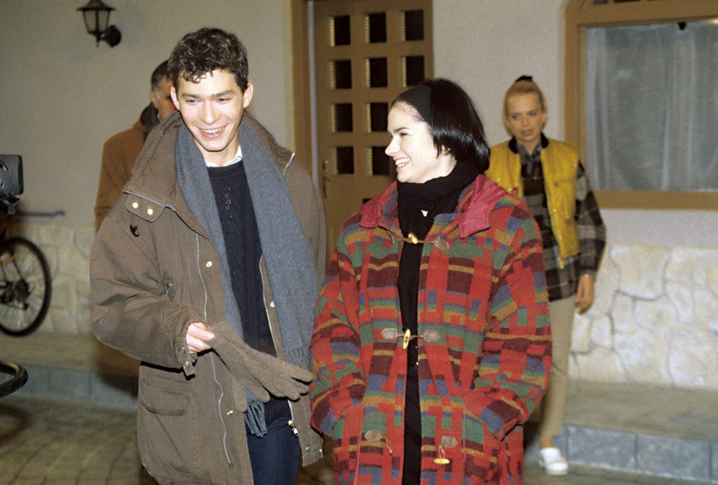 Volt egyszer egy Hoffer család – A Barátok közt sztárjai híresebbek ...