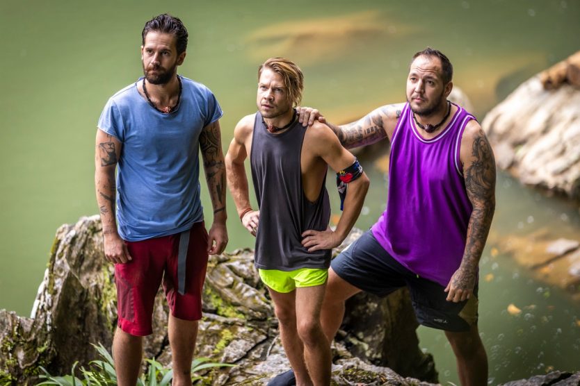 B-j: Frohner Ferenc (Fecó), Varga Ádám, Curtis (Széki Attila) – Story