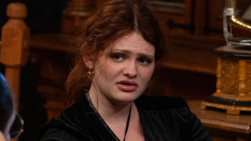 Az árulók – Gyilkosság a kastélyban: Nyáry Luca összeomlott, zokogva ...