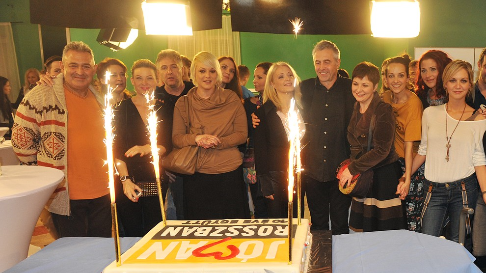 Visszatér a Jóban Rosszban - Story