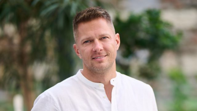 Tóth Dávid először lépett kamerák elé a szerelmével – fotóval - Story