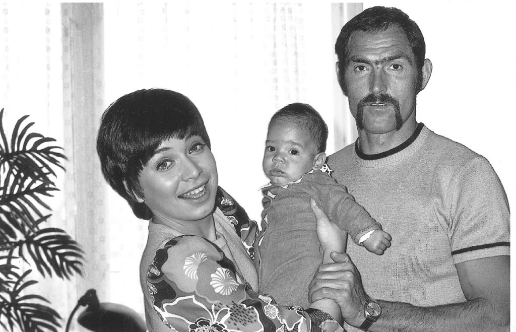 Gyarmati Andrea: „A fehér lovak jöttek, de mielőtt odaértek, a szőke ...