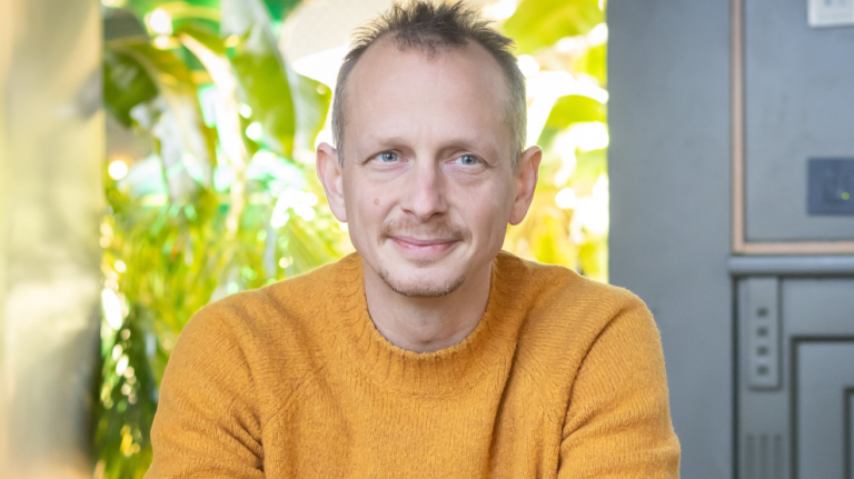 Második feleségétől is elvált a Jóban Rosszban színésze - Story